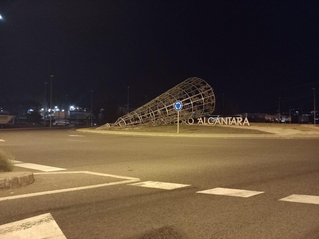 Unleashed Fury of Gale Winds Wreaks Havoc on Costa del Sol's Christmas ...